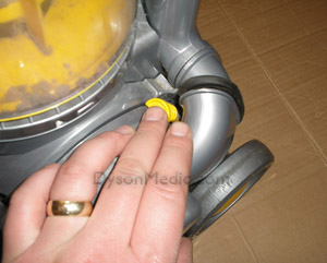 Dyson DC07 Motor Replacement Guide. Dyson DC07 Motor Swap Tutorial ...
